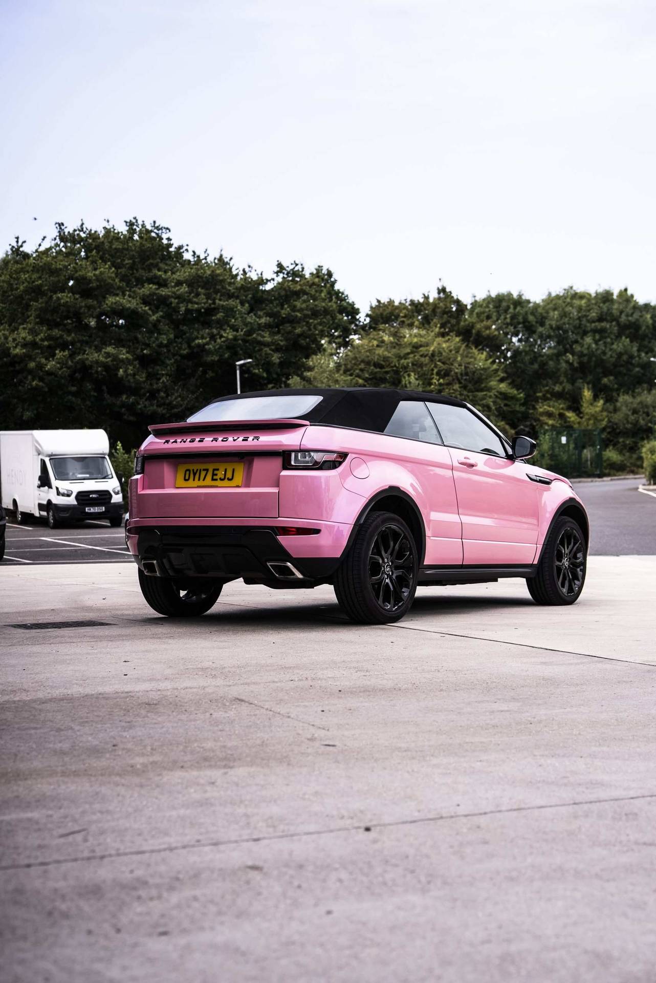 RANGE ROVER EVOQUE - PINK